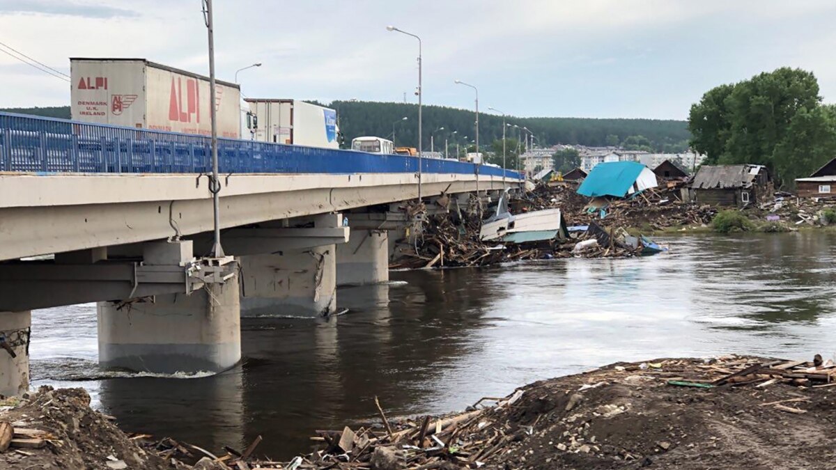 Siberian Floods Death Toll Reaches 24