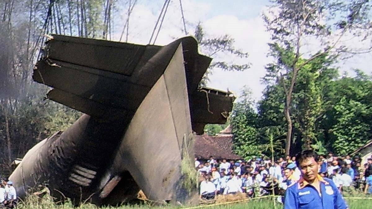 At Least 97 Killed In Indonesian Plane Crash