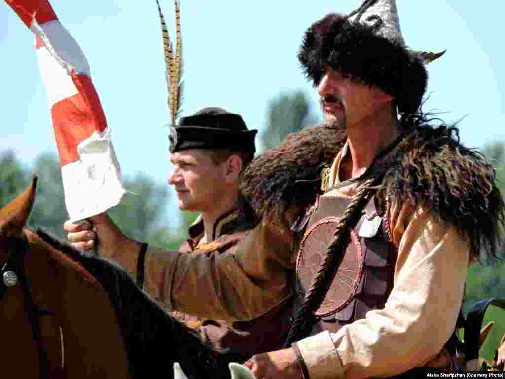 From Central Asia To Hungarian Plain -- 'The Meeting Of The Tribes'