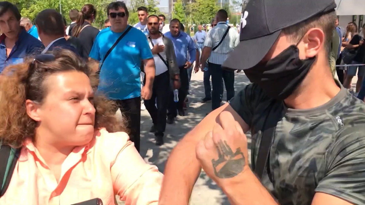 Rfe Rl Journalists Assaulted At Ruling Party Rally In Bulgaria