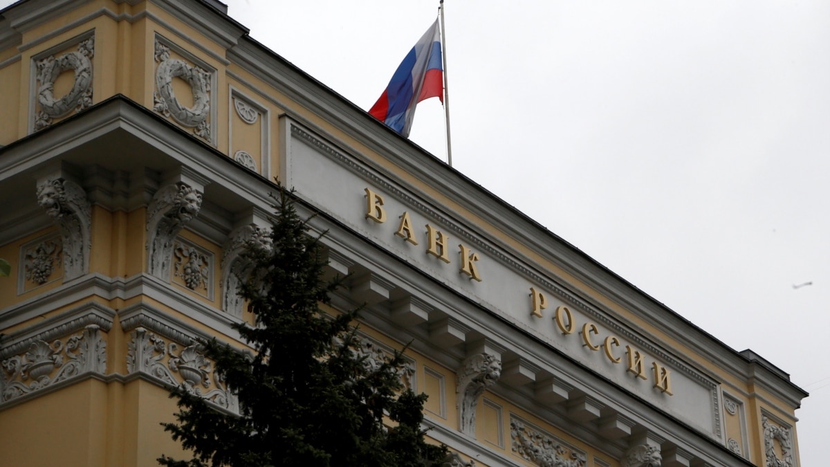 Russia's Central Bank Hikes Main Interest Rate Amid Tightening Of ...