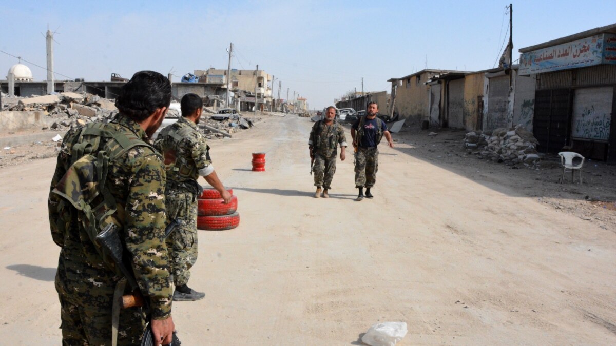 U.S.-Backed Syrian Defense Force Hands Over 280 IS Fighters To Iraq