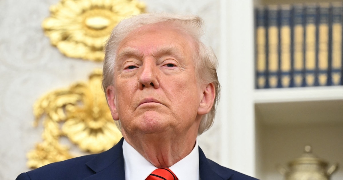 Președintele SUA, Donald Trump, nu exclude furnizarea de rachete ...