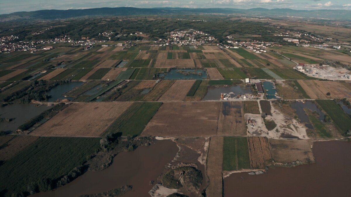 Të prekurit nga përmbytjet presin t’u kompensohen dëmet