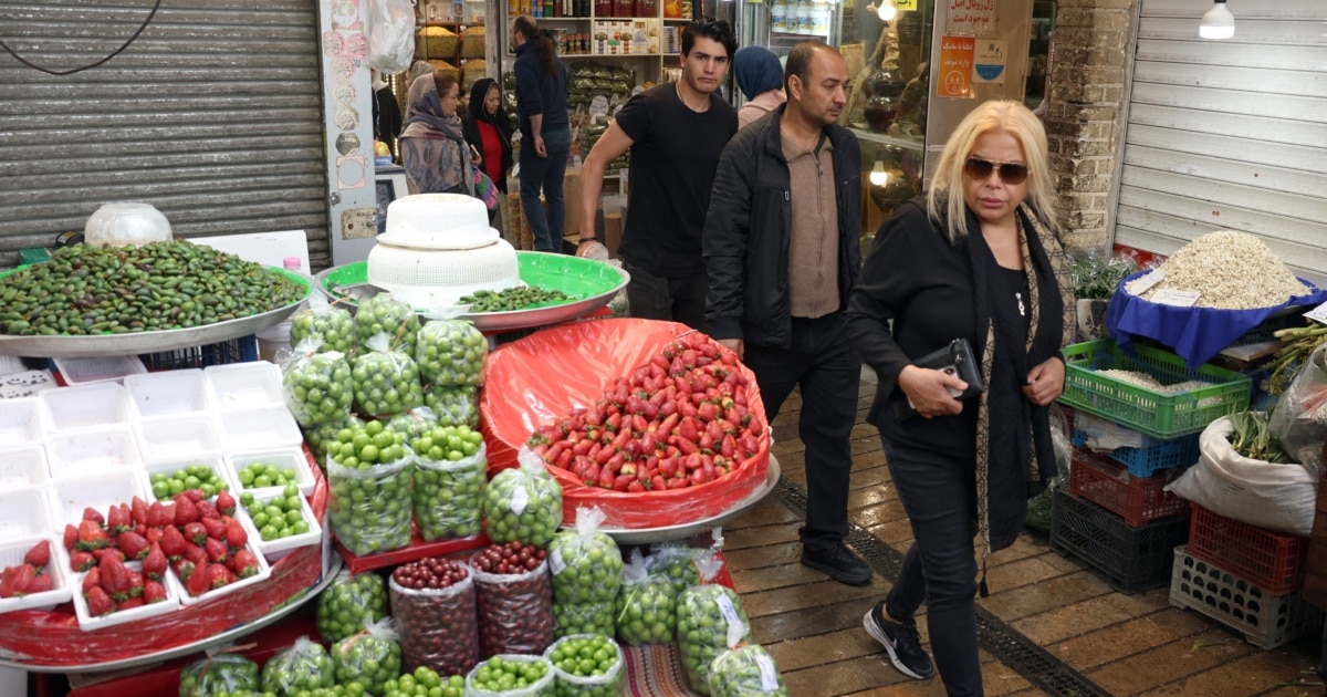 Iran's Currency Falls To Record Low As War, US Blockade Rattle Economy