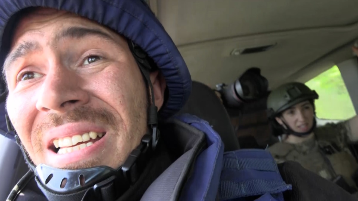 Ukrainian Defenders Of Eastern Town Under Russian Artillery Fire 'Every ...