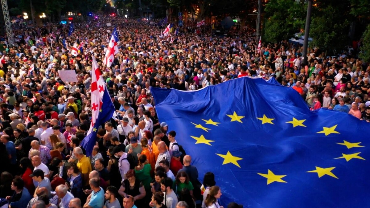 Proteste la Tbilisi: o societate civilă activă, fără mare impact politic