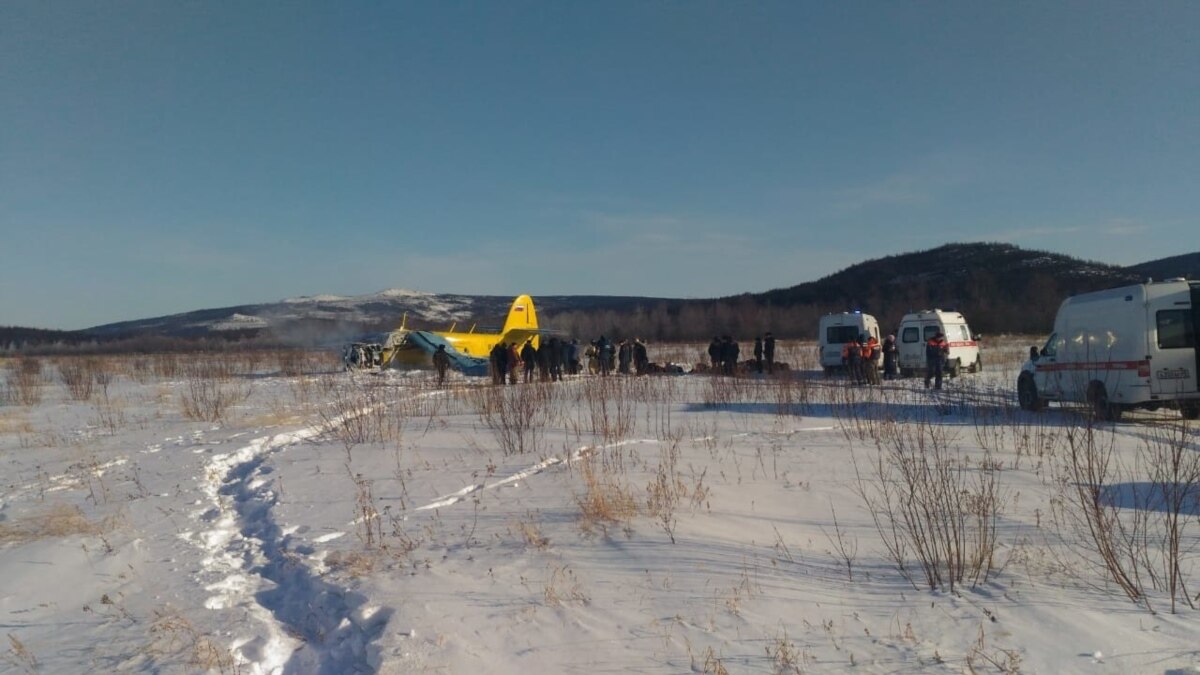 В Магадане самолёт рухнул на землю сразу после взлёта