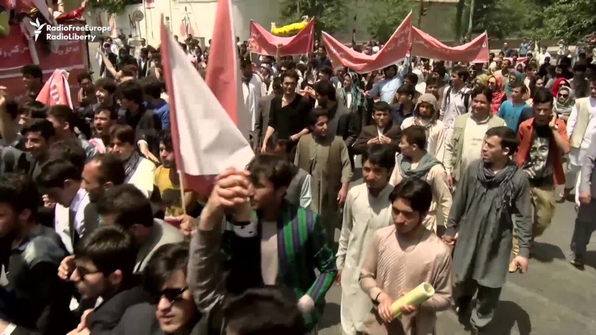 Afghans March Against Taliban, Call On Government To Secure Highways