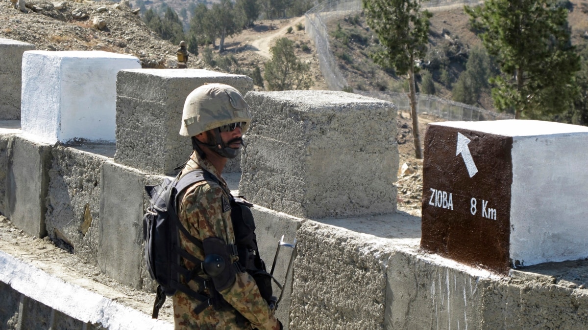 Pakistan Shuts Border With Afghanistan Ahead Of Presidential Poll