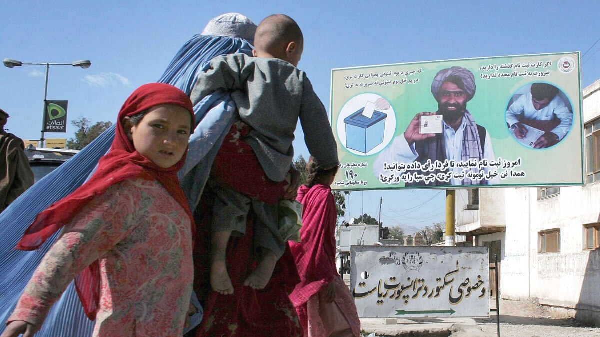 Rights Watchdog: Ban Warlords From Afghan Election