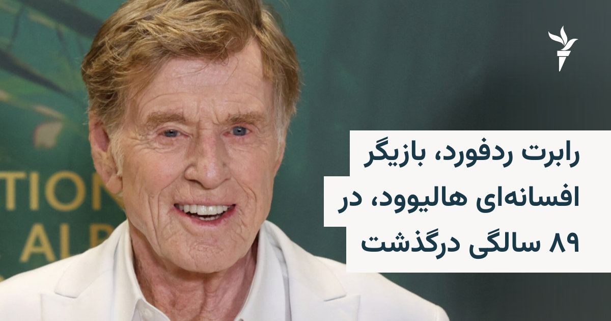 Cantantes mujeres desnudas