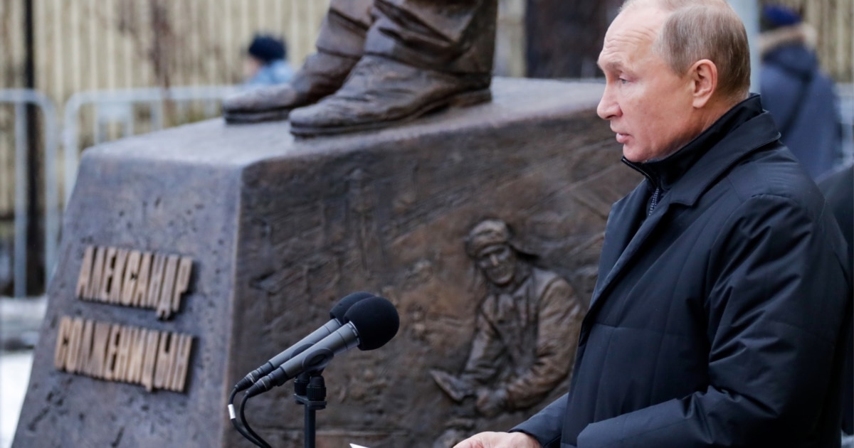 Putin Hails Solzhenitsyn As ‘True Patriot’ On Centenary Of His Birth