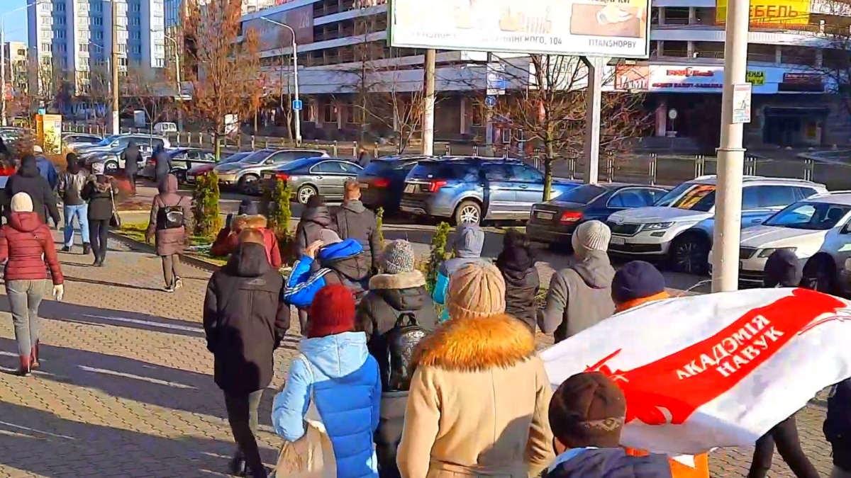 Belarusian Police Detain Dozens As Protests Continue