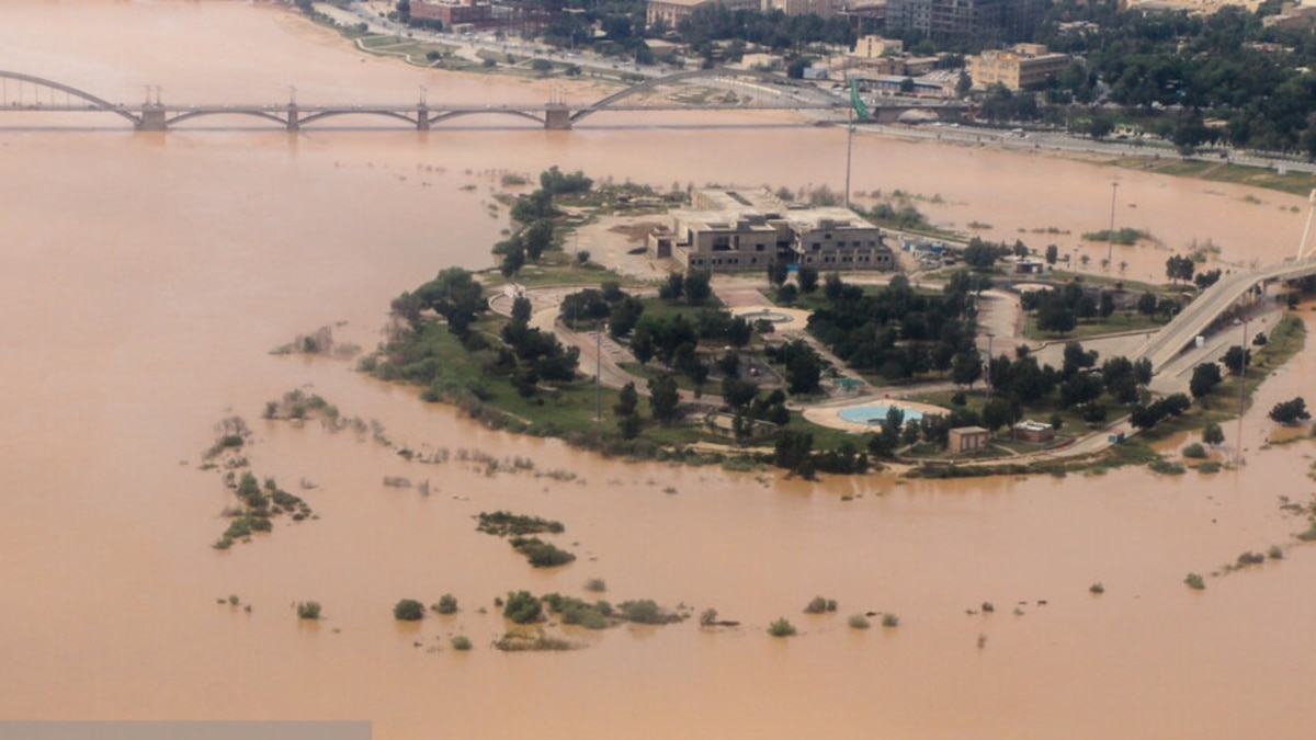 Iran Evacuates Flood-Threatened Villages Near Threatened Dams