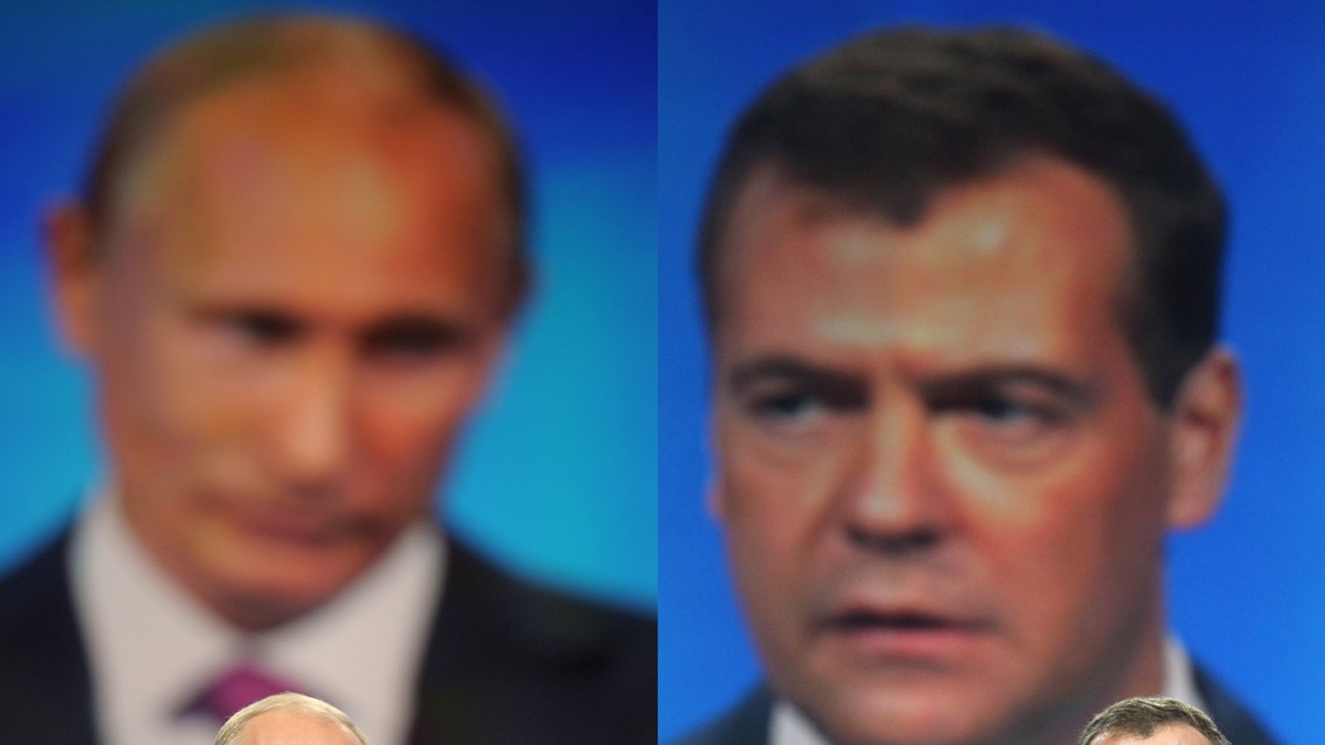 Twelve Days That Shook The Kremlin