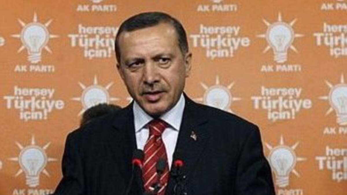 Turkish Ruling Party Submits Early Election Proposal