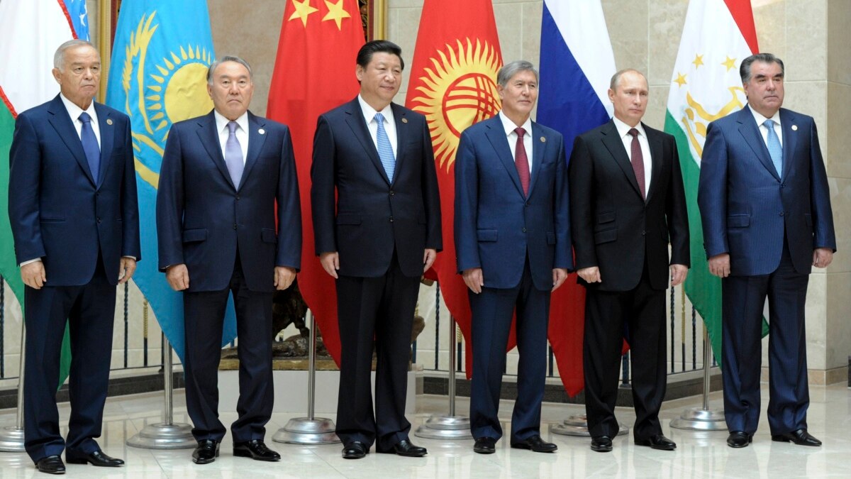 Uzbeks Home In On Chinese For Opportunity