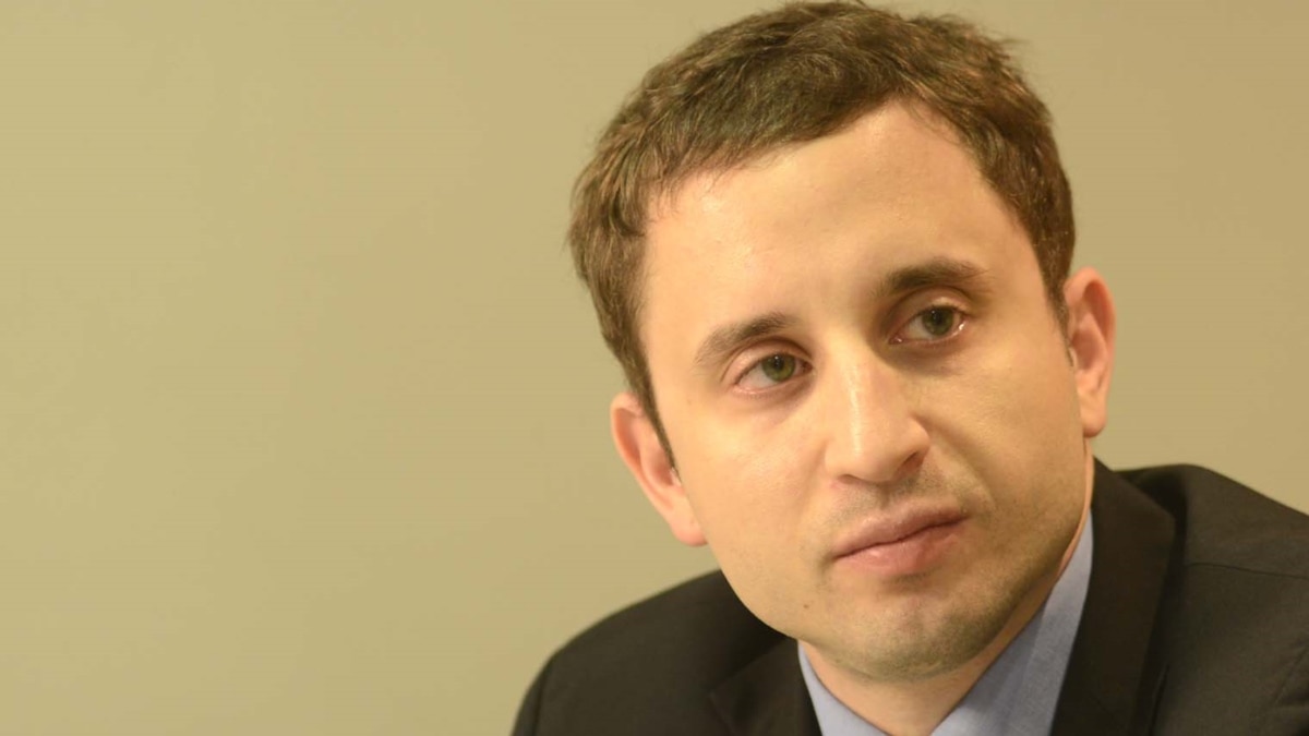 Filip Ejdus: Satira meta terorista