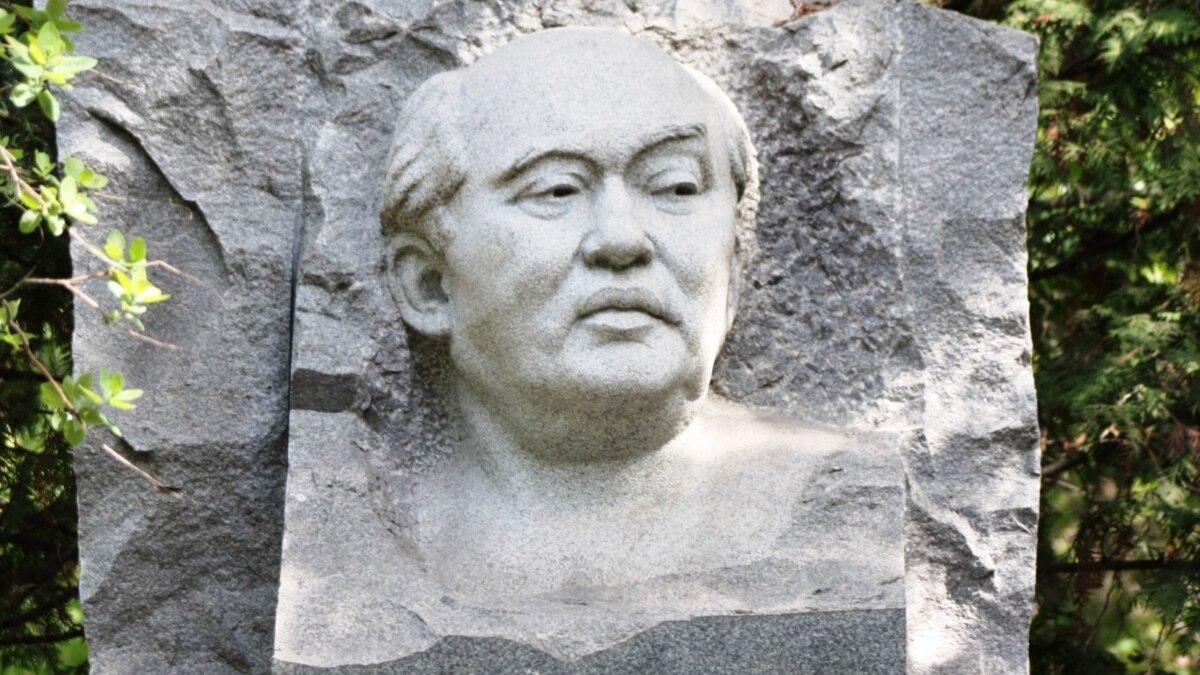 The Lasting Legacy Of Central Asia's Writers: The Soviet Era (Part 2)