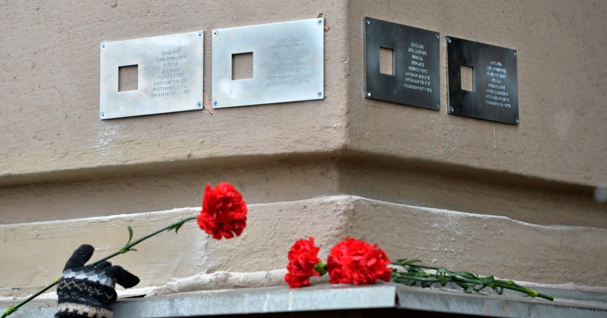 Sign Of The Times: Across Russia, Memorial Markers To Victims Of Stalin ...