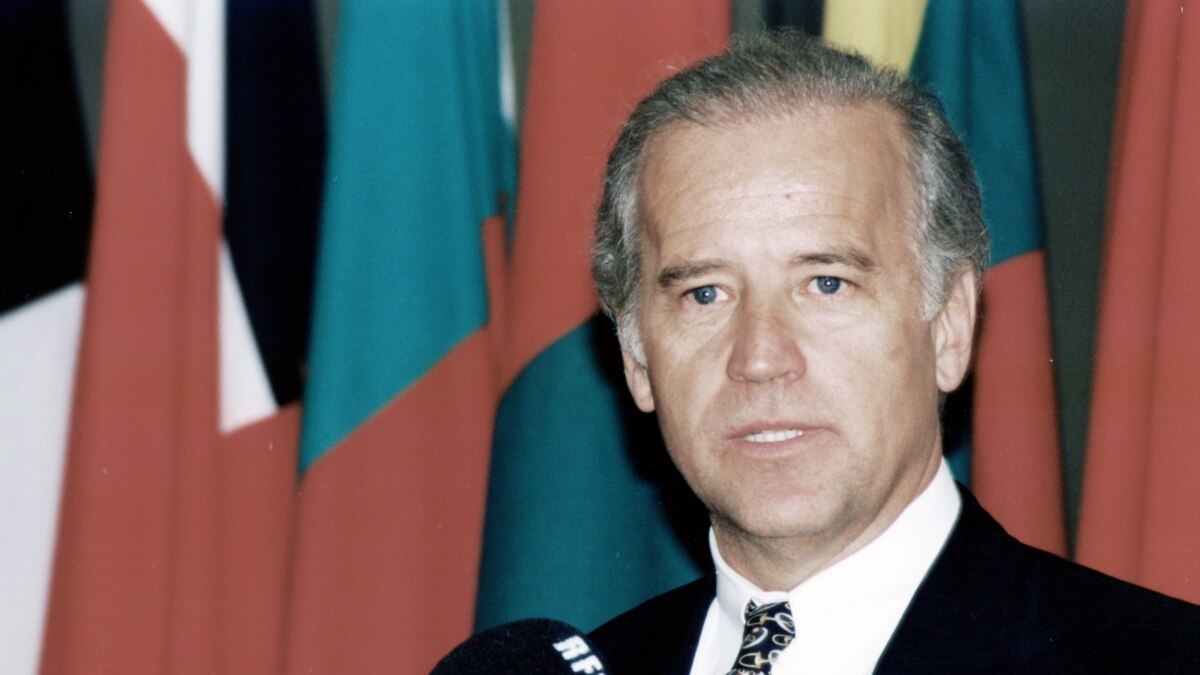 Influential Democrat Against More U.S. Troops In Iraq