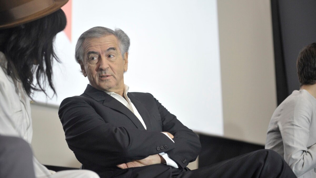 French Intellectual Questions Serbian Democracy After Pie Attack