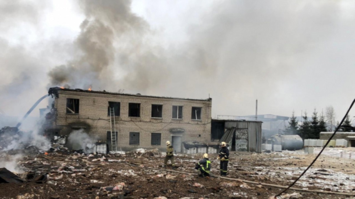 Blast Destroys Building At Russian Chemical Plant; Four Hospitalized