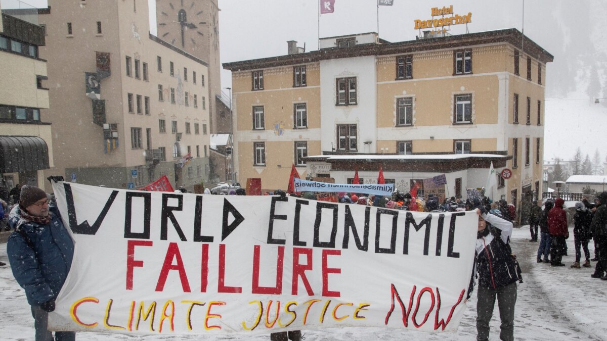 Ekonomski problemi, rat, klimatske promene, teme u Davosu