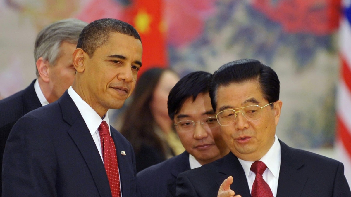 Obama In China Faces Currency Strains, Great Climb