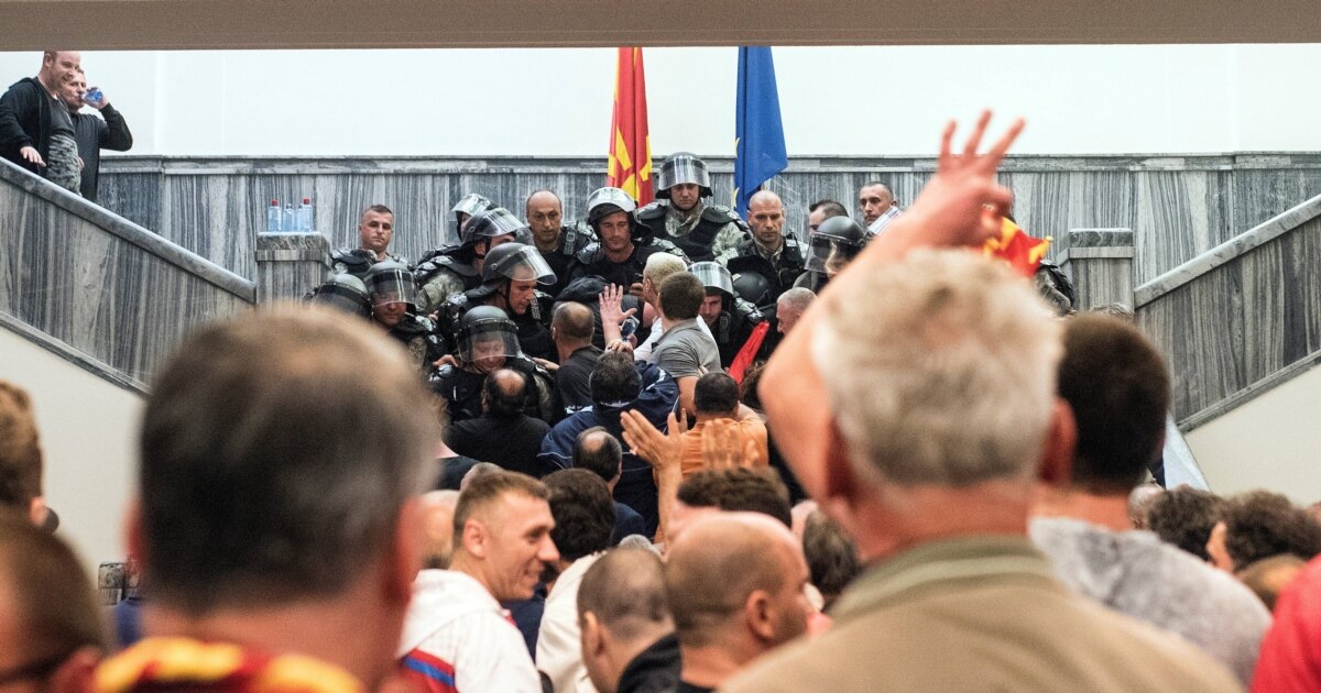 Amnestija za 'krvavi četvrtak' u makedonskom parlamentu