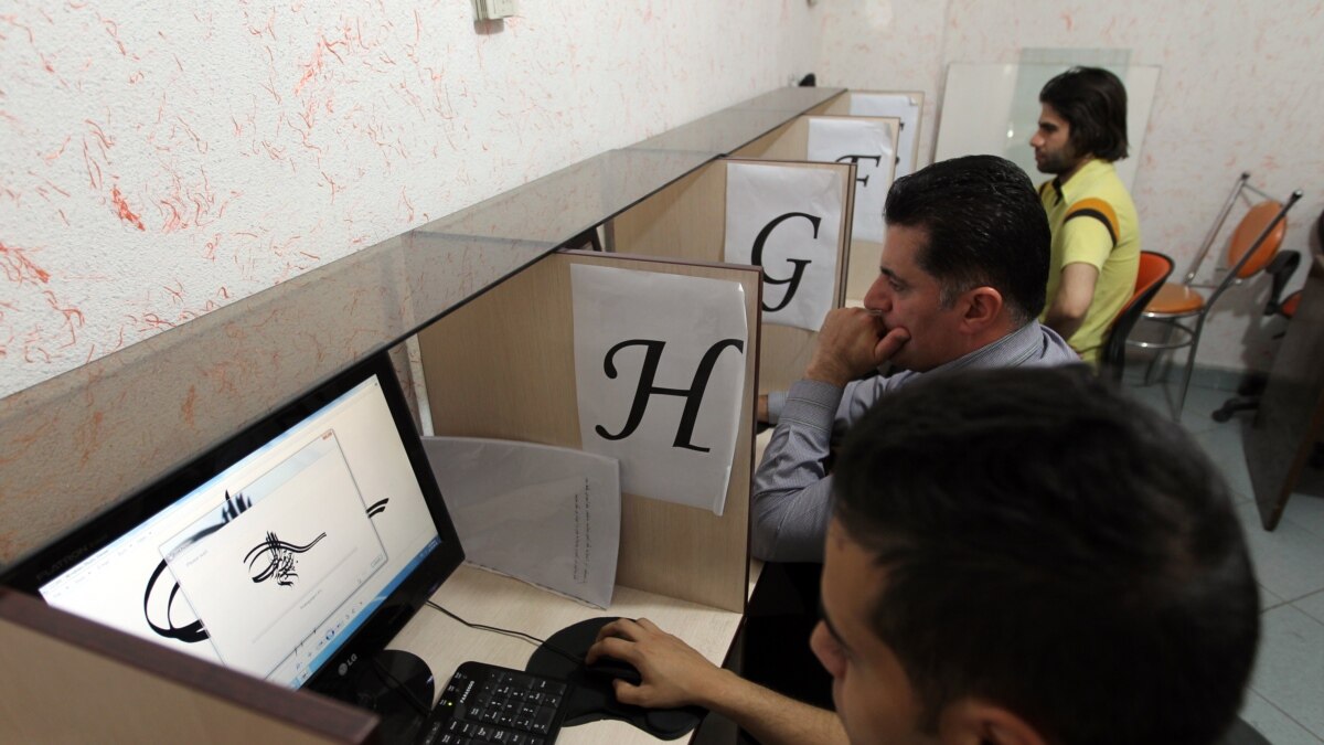 Iran To Give E-Mail Addresses To Citizens