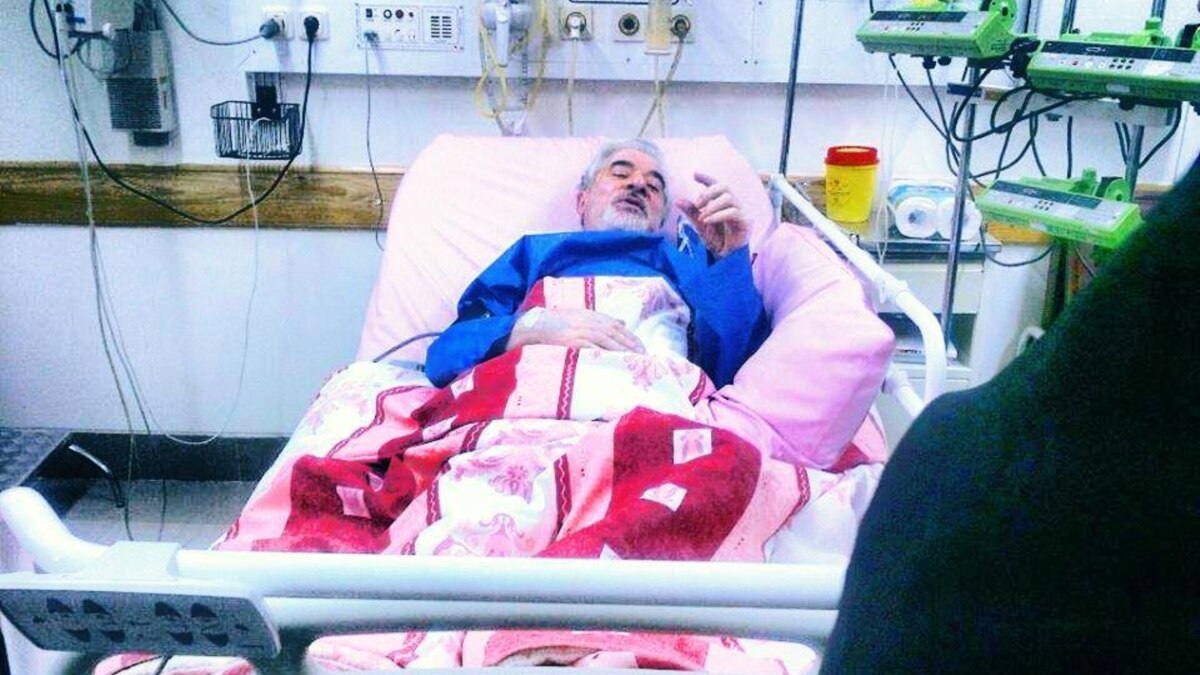 First Photo Of Iran Opposition Leader Musavi Emerges From House Arrest