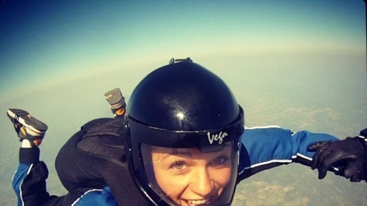 Prva i jedina padobranka CG: Najveći užitak je slobodan pad