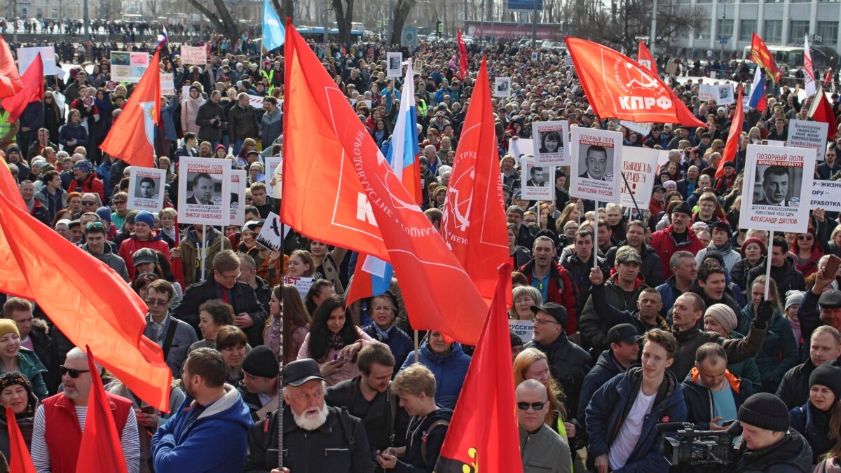 HRW Warns Against New Russian Move To Crack Down On Freedom Of ...