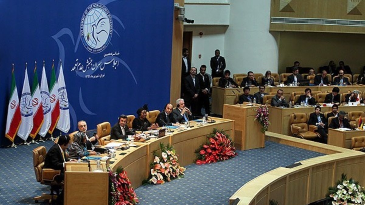 NAM Summit Backs Iran's Right To Nuclear Power