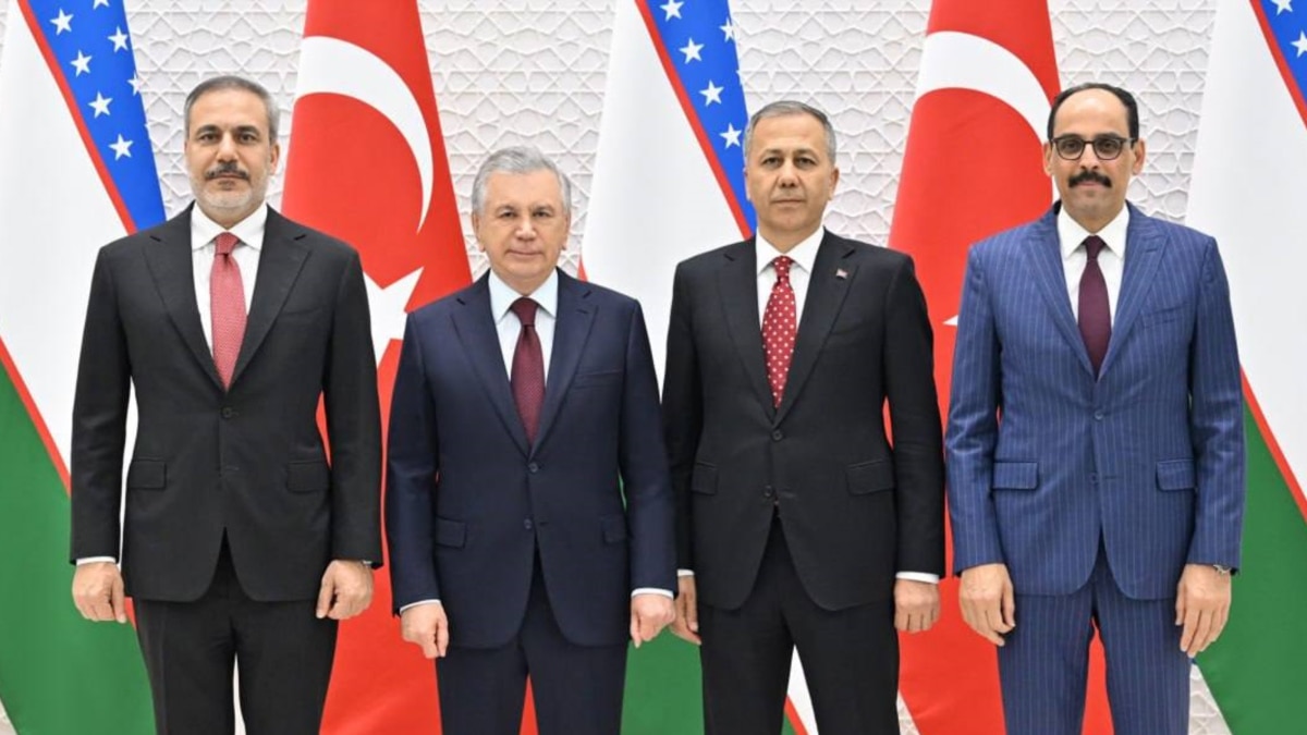 Мирзиёев Туркиянинг ТИВ, ИИВ ва МРХ раҳбарлари билан учрашди