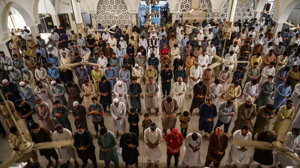 Eid Traditions Become 'Very Different' For Muslims In The Age Of ...