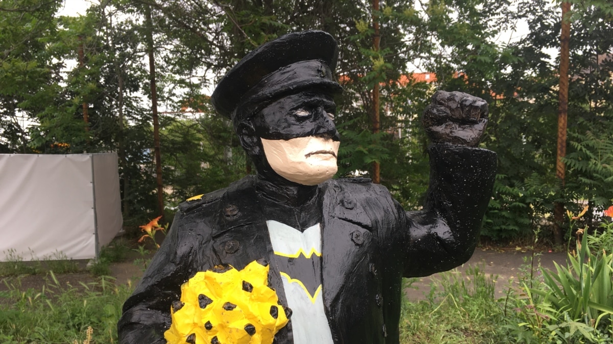 Marshal Konev Makes Triumphant Return To Prague