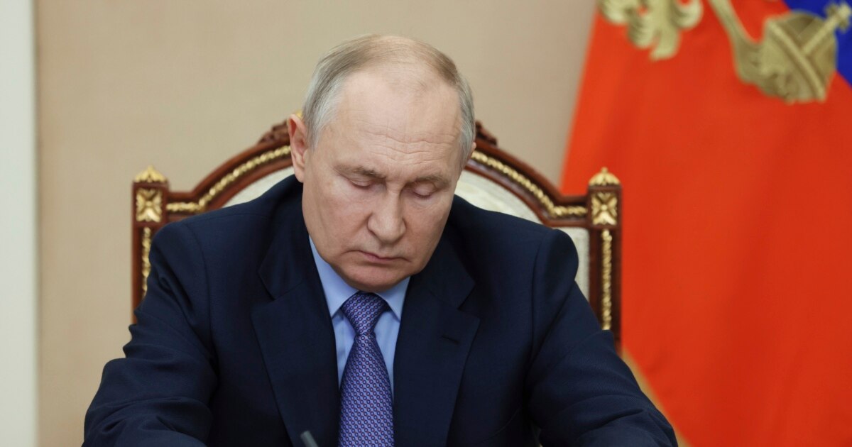 Путин внёс в Думу проект о выходе РФ из конвенции по нацменьшинствам