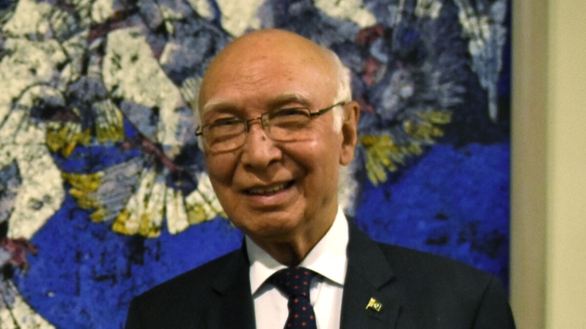 Senior Pakistani Official Looking To Restore Trust With Afghanistan