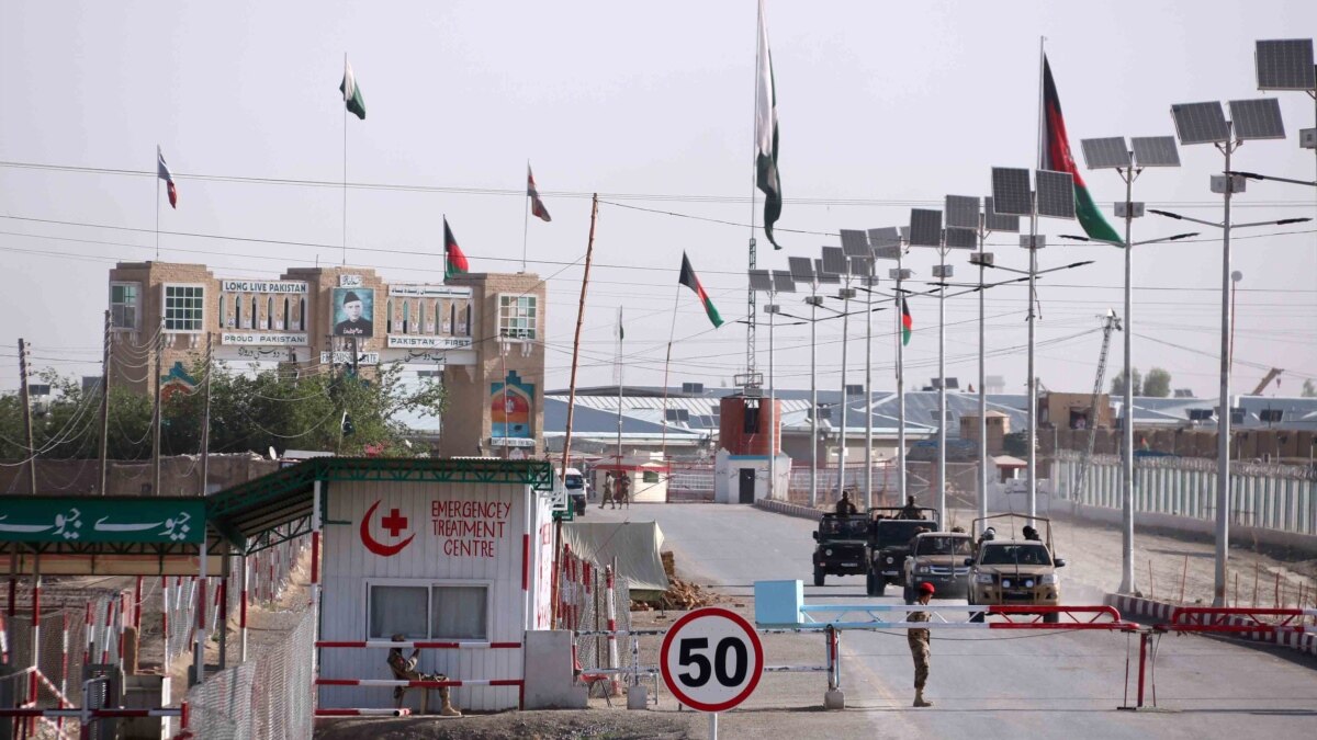 Pakistan Reopens Border With Afghanistan After Closure Due To Clashes