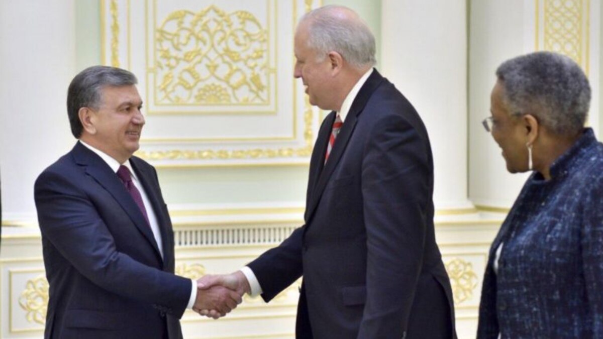 Tashkent Conference Backs Afghan Government's Peace Offer