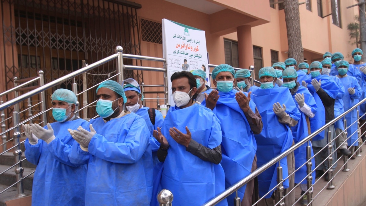 Pakistan Records Over 100 New Coronavirus Cases
