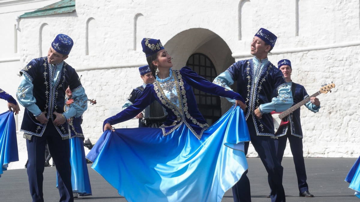 Celebrations In Kazan Mark 100 Years Of Tatar Autonomy