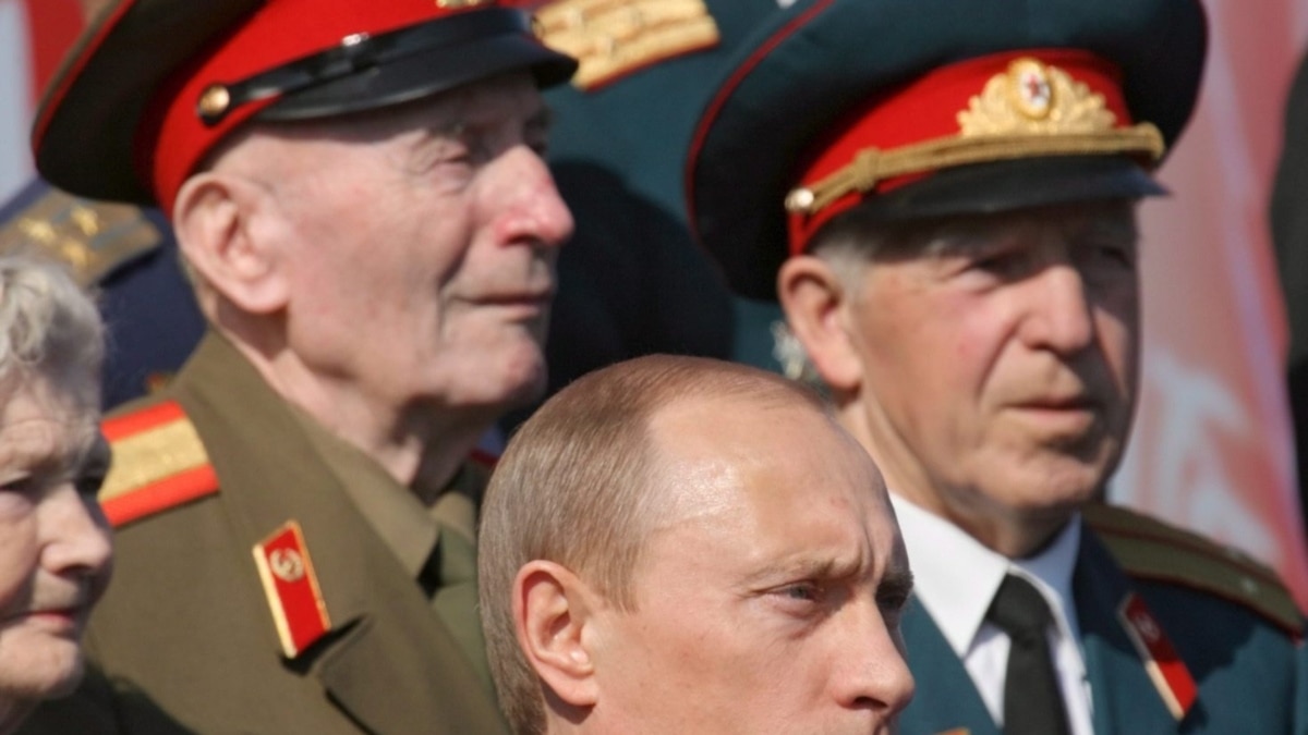 Russia: Crumbling Military Puts Kremlin On The Defensive