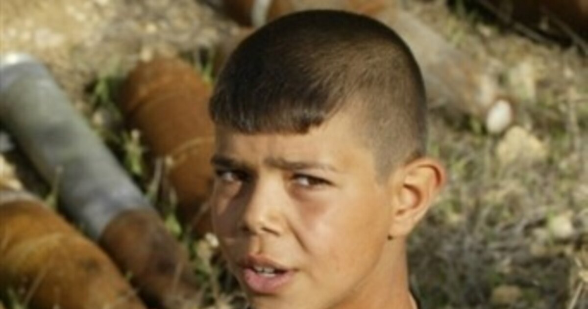 World: Dublin Conference Aiming At Landmark Treaty On Cluster Bombs