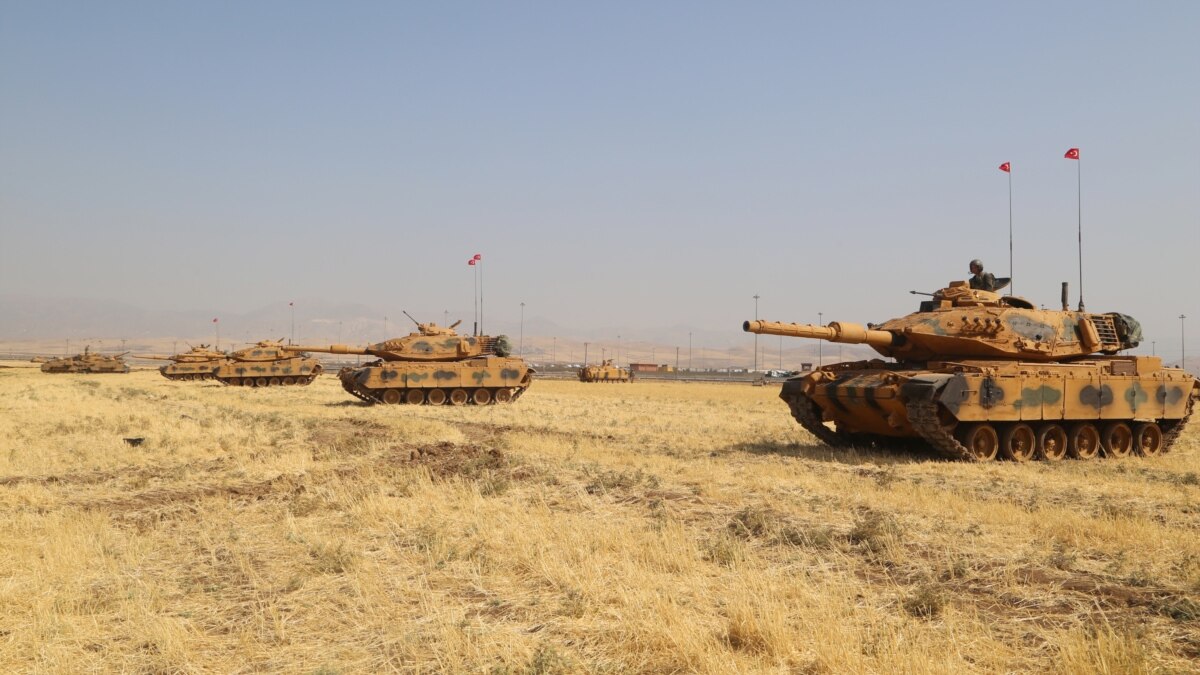 ترکیه در مرز با کردستان عراق مانور نظامی برگزار کرد