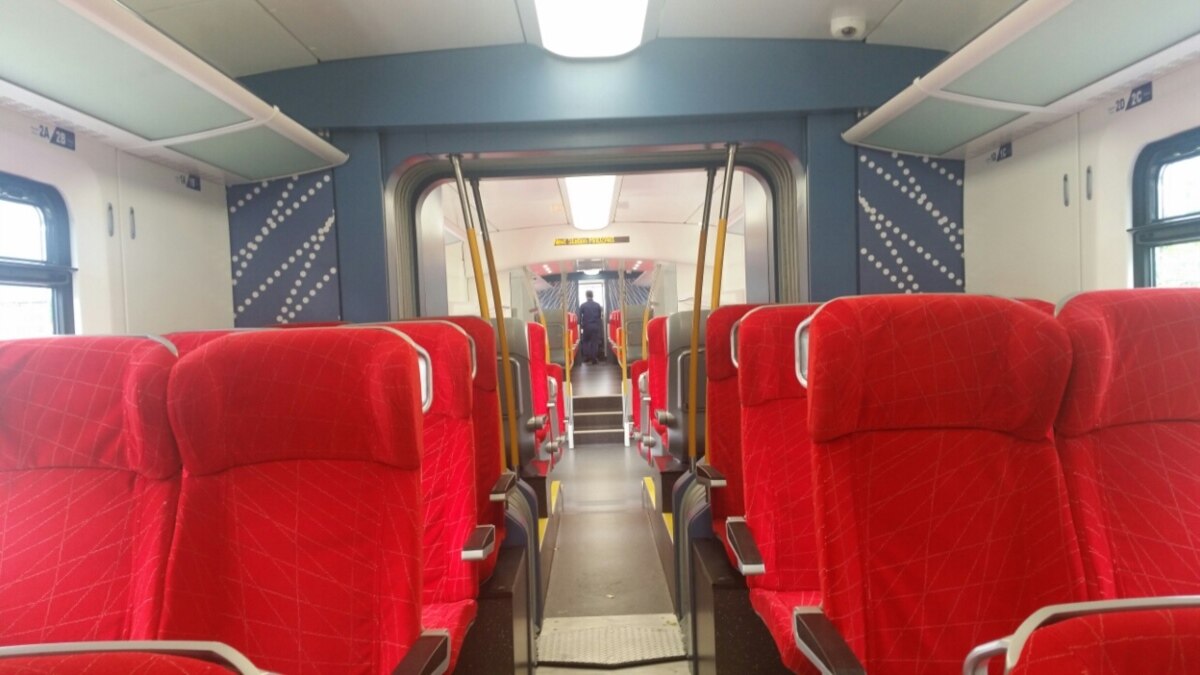 Иако е најевтино речиси никој не се вози со воз