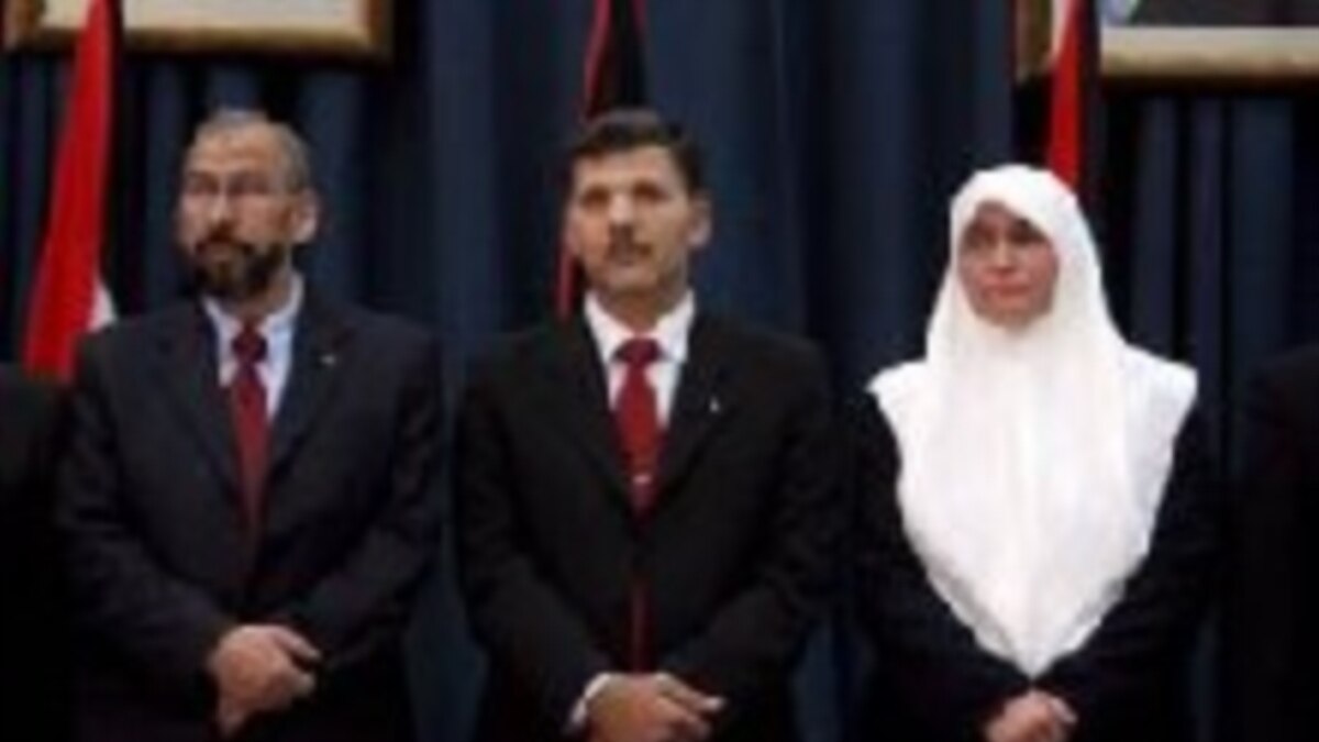 Hamas Government Sworn In